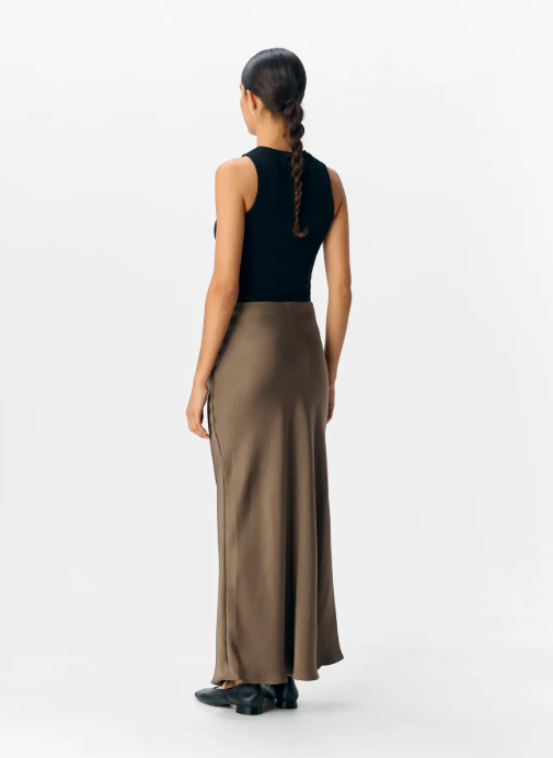Chilli Satin Skirt - Morel – Harper